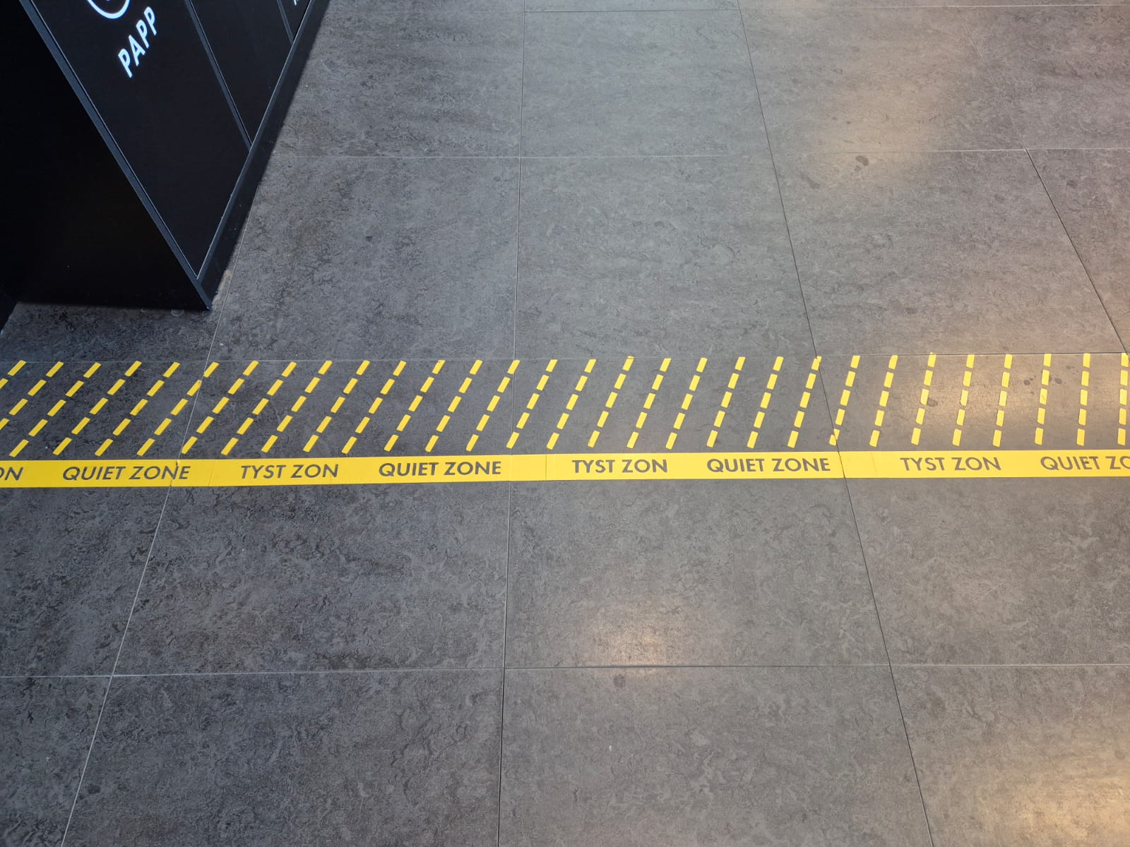 quiet zone - Knjižničarski imaginarij